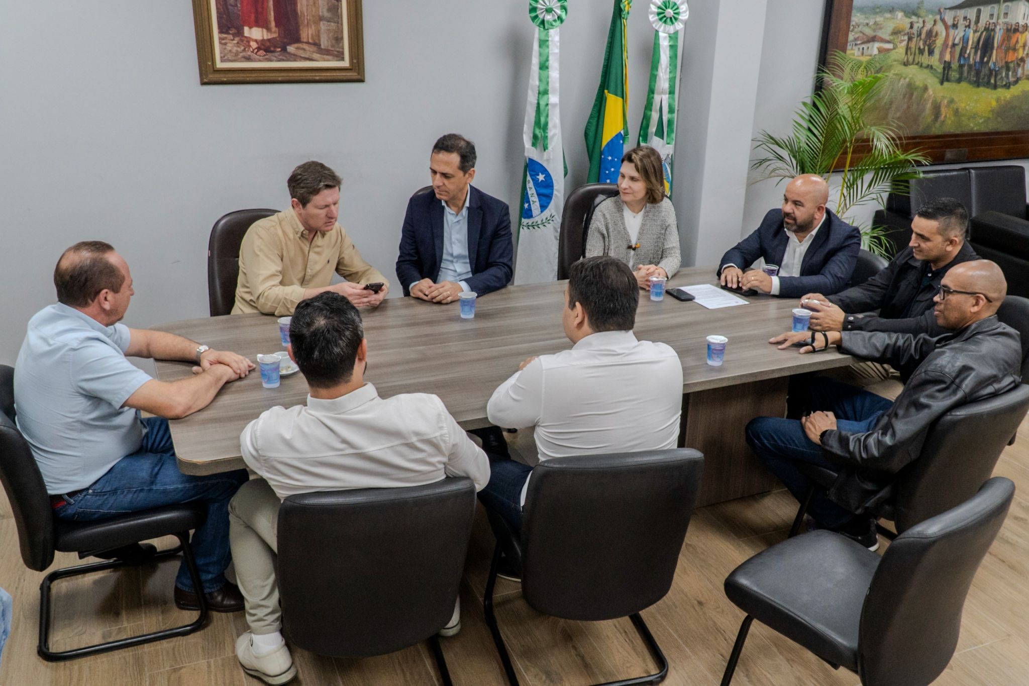 Prefeito e vice-prefeita recebem presidente do Detran-PR e anunciam ...
