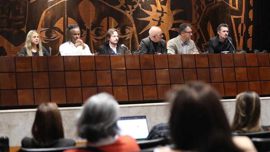 The Legislative Assembly debates the impacts of Artificial Intelligence ...