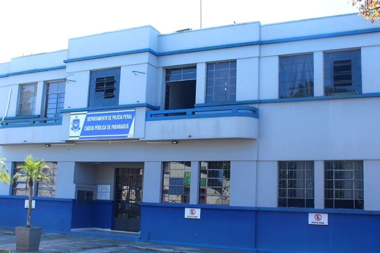 Mãe de menina que morreu afogada em cava é presa pela PCPR por abandono ...