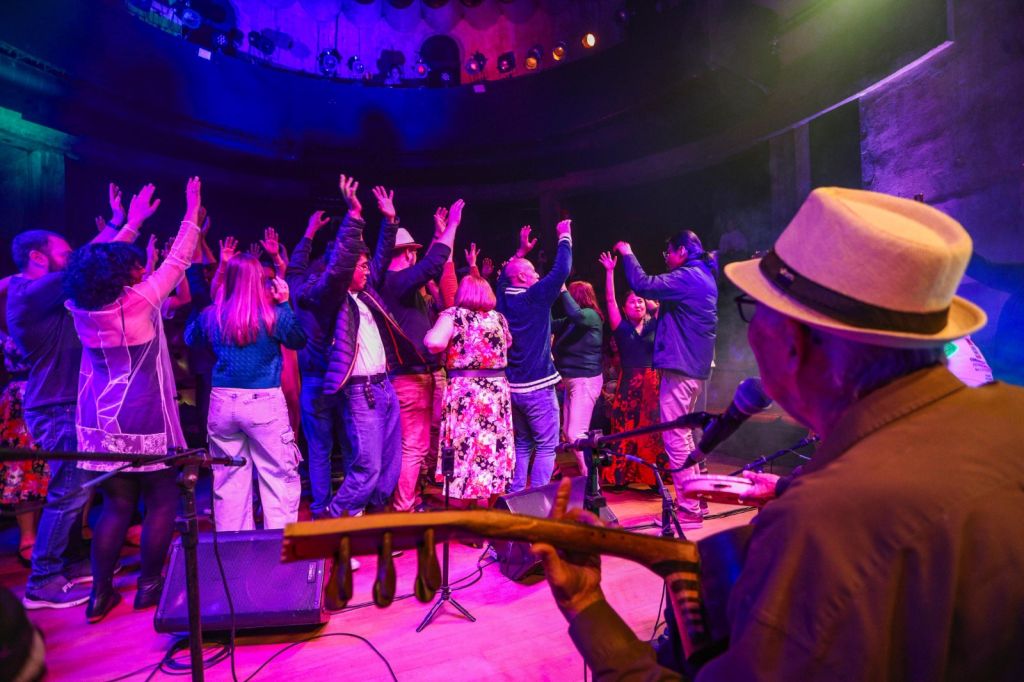 Ilha do Mel hosts the Caiçara Fandango Ball from Paranaguá for the ...